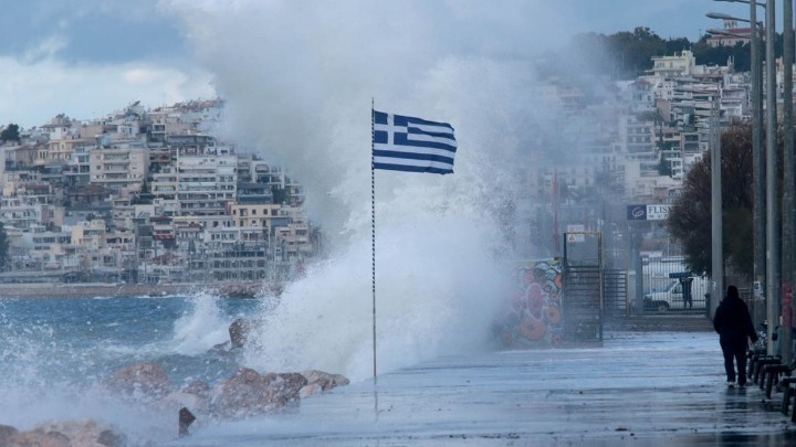 Κακοκαιρία με θυελλώδεις βοριάδες στο Αιγαίο, βροχές και χιονοπτώσεις ...