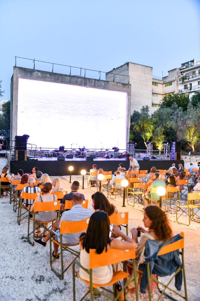 Μετά από 30 χρόνια ξανανοίγει ο κινηματογράφος ΑΒ στα Πατήσια και ...