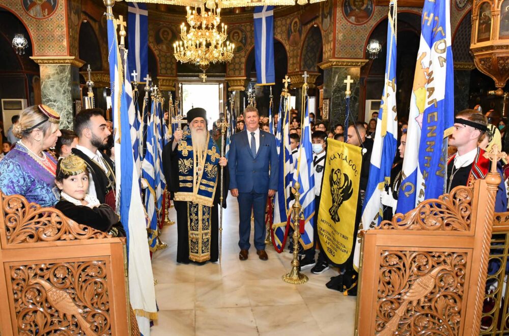 Δήμος Αιγάλεω: ΧΡΟΝΙΑ ΠΟΛΛΑ ΕΛΛΑΔΑ, ΧΡΟΝΙΑ ΠΟΛΛΑ ΑΙΓΑΛΕΩ - ΤΥΠΟΣ ΠΡΟΑΣΤΙΩΝ